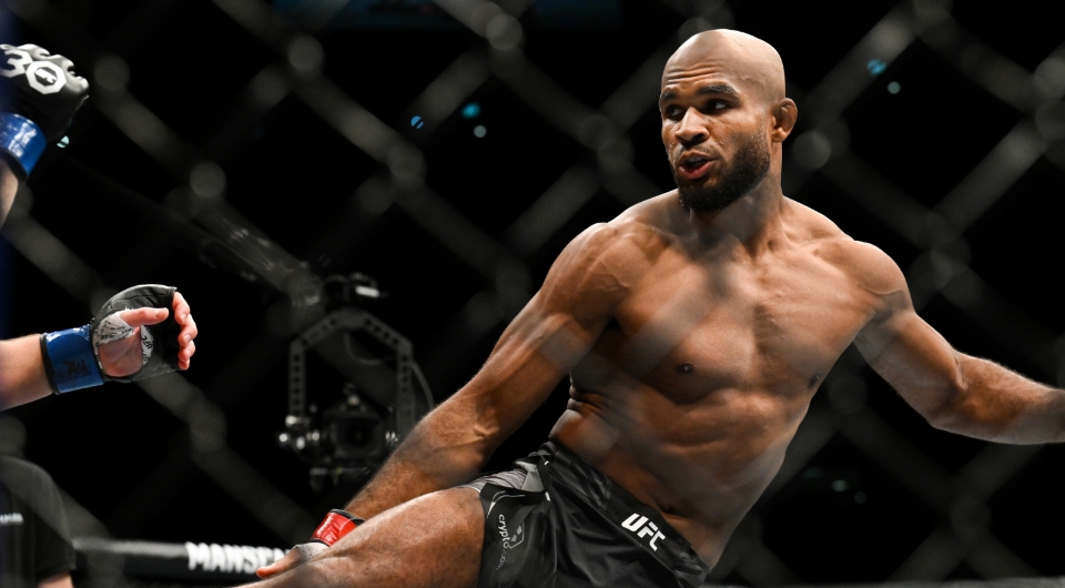 UFC Fight Night: Duncan vs Petrosyan Odds & Picks | Odds Shark