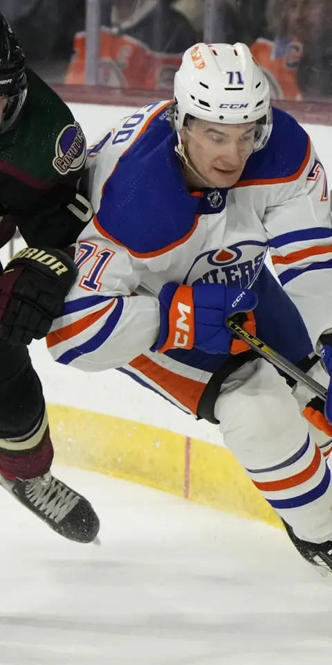 NHL Expert Picks Tonight: April 17, 2024 | Odds Shark